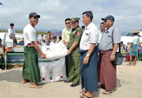ရခိုင်ပြည်နယ်အတွင်း ဆိုင်ကလုန်မုန်တိုင်း မိုခါ တိုက်ခတ်မှုကြောင့် ပျက်စီးမှုများ ဖြစ်ပေါ်ခဲ့သည့