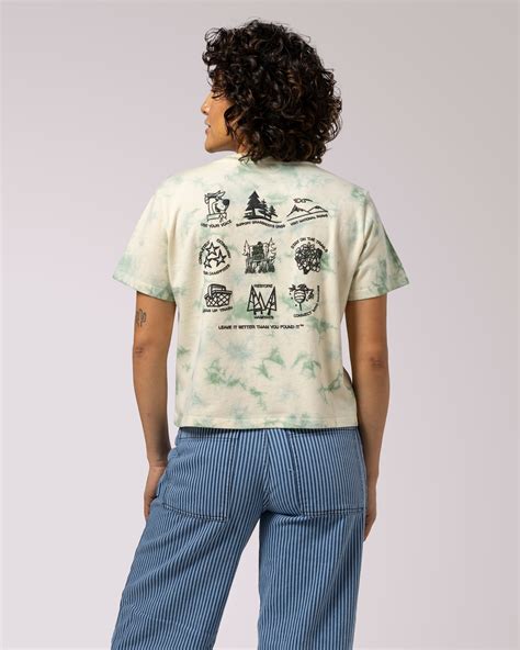 Shop Yogi Bear™ X Parks Project Leave It Better™ Boxy Tee