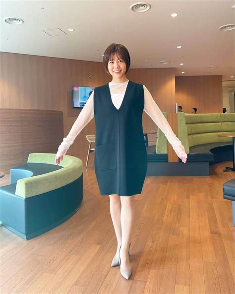 澤口実歩さんのインスタグラム写真 澤口実歩instagram「ミヤネ屋 今日もありがとうございました‼︎ 衣装 Sugarrosejp 読売テレビ Ytv アナウンサー