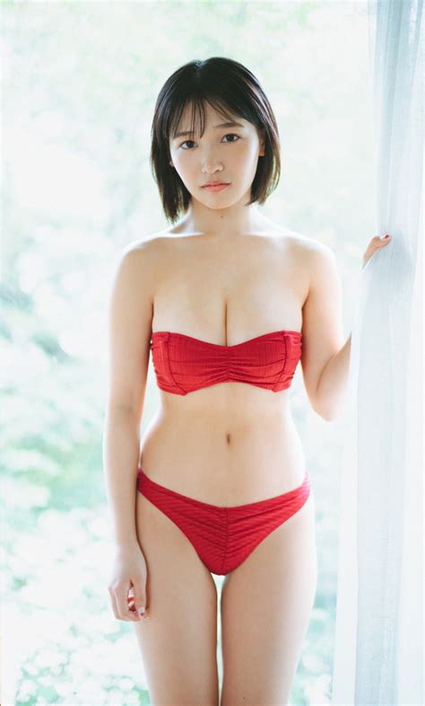 事務所所属0日で週プレの撮り下ろしが決まった逸材・紀内乃秋の推定hカップ爆乳水着画像【2】 グラビア大銀河