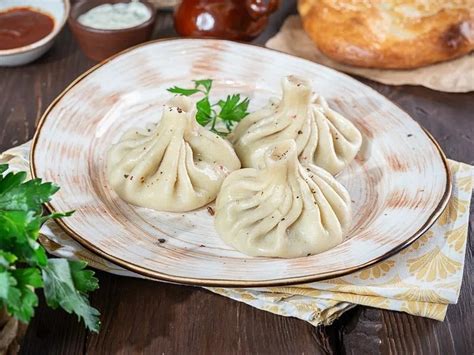 Фото Хинкали По Грузински На Тарелки Красивая — Mixyfotos.ru