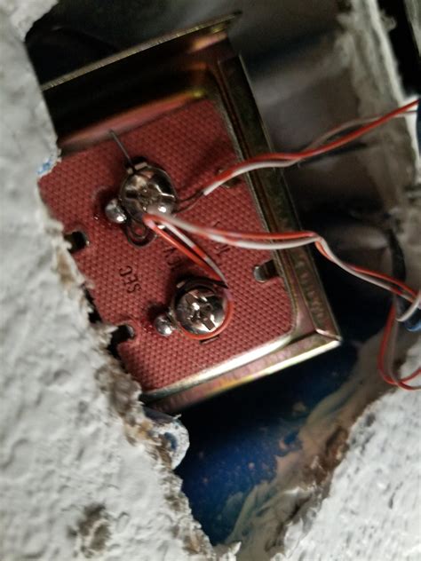 will this transformer work with nest hello tia r nest