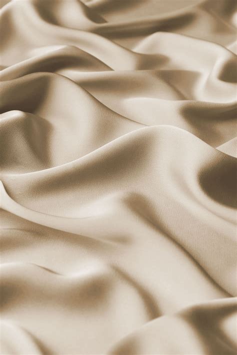 Shiny Satin Hijab Smooth Gold WEARME