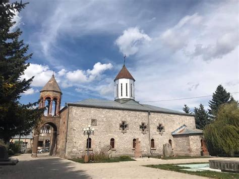 მეიდნის „სურბ გევორგი“ თბილისის უძველესი სომხური ეკლესიებიდან ერთ ერთია რომელიც ხანგრძლივი