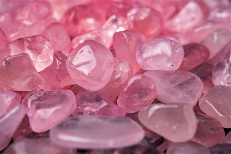 Quartz: Meaning, Properties, and Benefits You Should Know