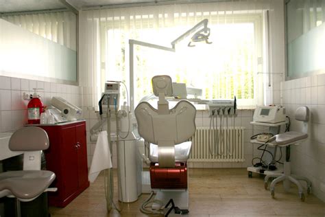 Zahnarzt Carsten Mand Praxisrundgang