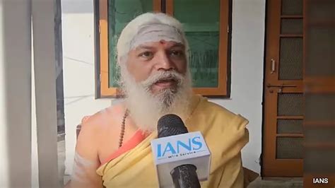 Maha Kumbh How Iitian Jaishankar Left Us Job And Turned Acharya