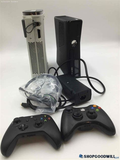 Microsoft Xbox 360 1439 Consoles + Accessories - shopgoodwill.com