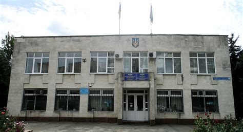 Збитків на понад ₴2 4 млн посадовцю виконкому Южноукраїнська оголосили підозру за купівлю