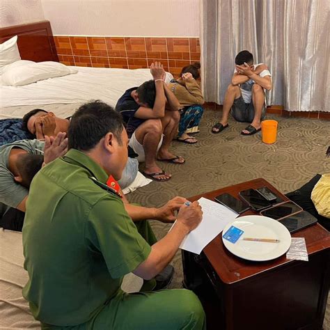 Stream Trongg Listen To Related Tracks In The Rain Fix T Bynz Remix Playlist Online For