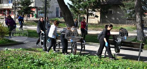 Общини институции фирми лечебни заведения и граждани подкрепиха