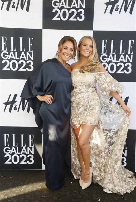 Tilde De Paulas 18 åriga Dotter Naemi Syns På Röda Mattan Hänt