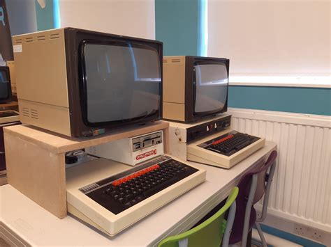 Micro Microcomputers