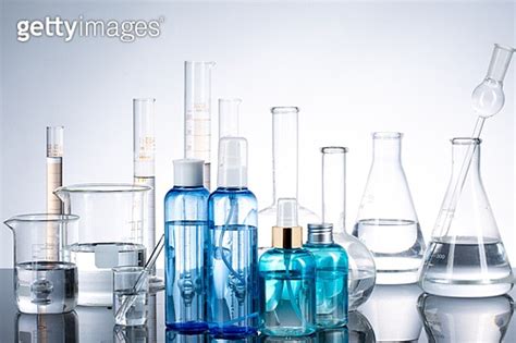 실험실장비 과학실험 사건 의학 과학 연구 주제 시험관대 실험유리기구 원뿔플라스크 교육 주제 플라스크 화장품 몸단장제품 뷰티 로션