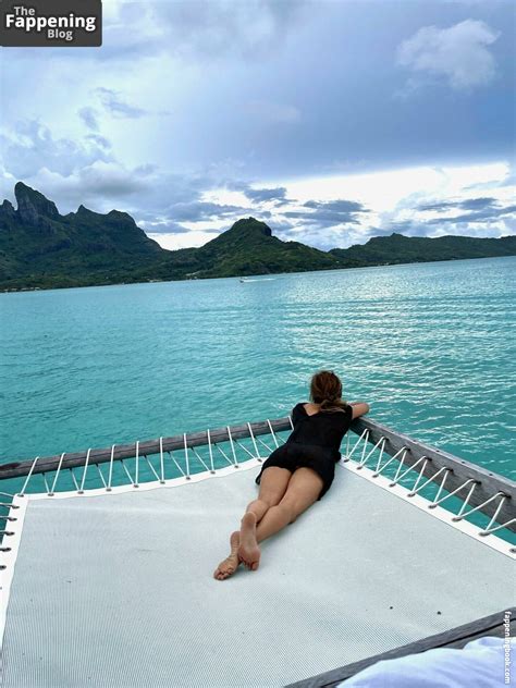 Halle Berry Nude The Fappening Photo 5605594 FappeningBook