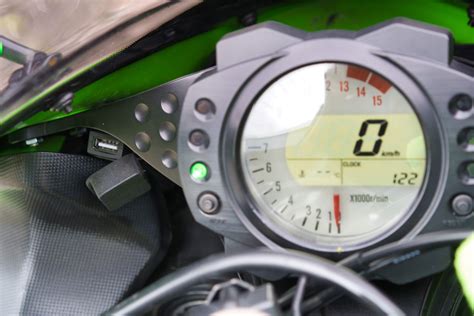 Motorrad USB-Nachrüstset: Empfehlung & Einbauanleitung
