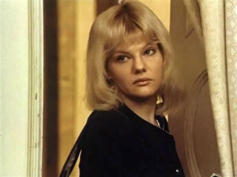 Голая Александра Захарова Слив фото упругих сисек