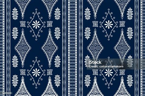 매끄러운 기하학적 인종 아시아 동양과 전통 패턴 디자인 질감과 배경 카펫 의류 포장 및 벽지에 대한 실크와 패브릭 패턴 장식 0