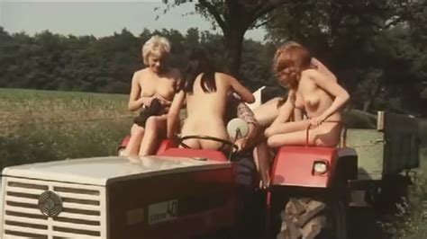 Naked Ulrike Butz In Muschimaus Mag S Grad Heraus