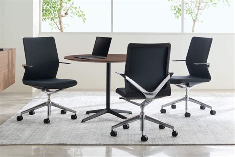 Linq Task Chair By Jonathan Prestwich For Davis Furniture Azure Magazine