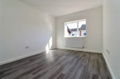 Brooklands Milton Keynes 2 Bed Flat Tollgate House Mk10 To Rent