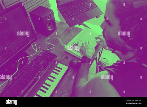Midi Controller Hi Res Stock Photography And Images Alamy