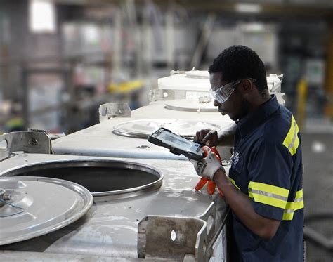 Can IBC Containers Be Safely Stacked When Full