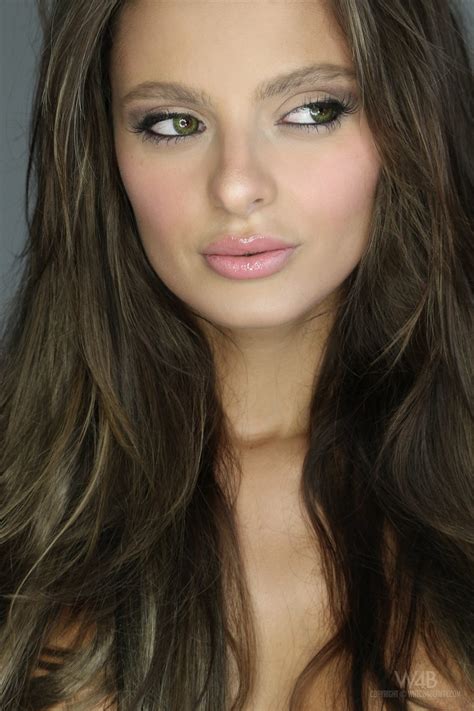 Dana Harem Face Wallpics Net