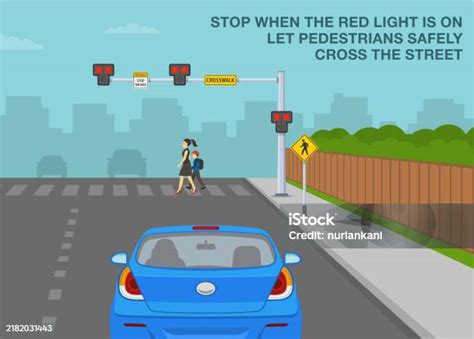 안전 운전 요령 및 교통 법규 여성 캐릭터가 호크 횡단보도에서 길을 건너는 동안 아이의 손을 잡고 있습니다 빨간불이 켜지면