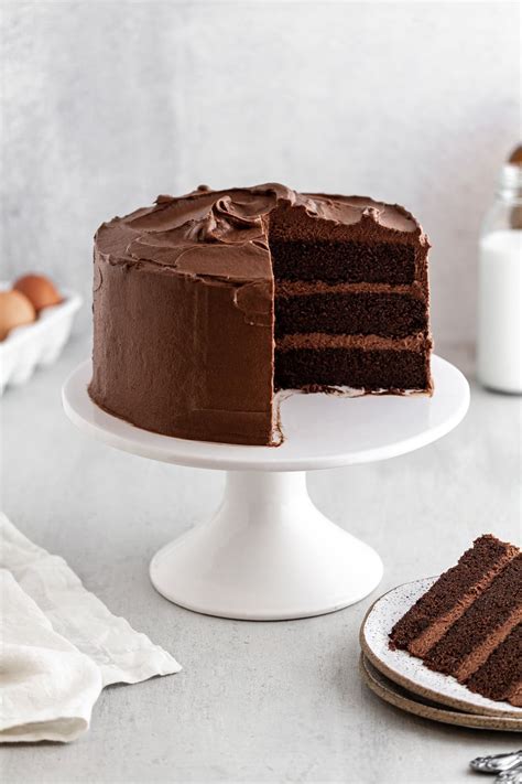 Devil S Food Cake With Chocolate Buttercream Frosting Artofit