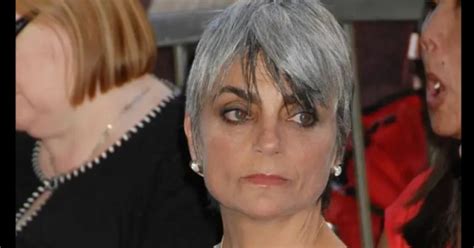 Възможно ли е Това е дъщерята на най красивата жена в Холивуд няма и една черта от майка си