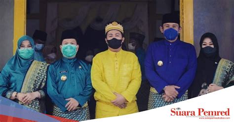 Bupati Sambas Ziarahi Makam Sultan Muhammad Syafiuddin Pangeran Minta Pemda Bangun Museum