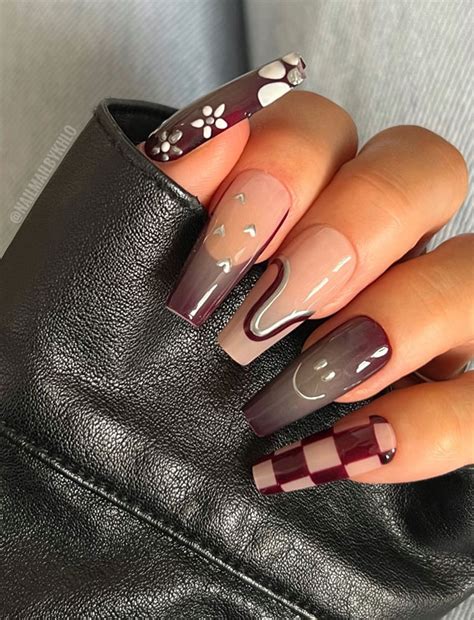 25 Stylish Autumn Nails In 2025 Plum Toned Pattern Coffin Shaped Nails