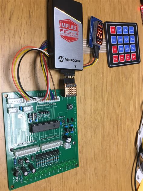 28 Pin PIC Development Board Electronics Forum Circuits Projects And Microcontrollers