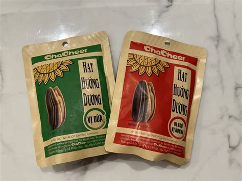 해바라기씨 발라먹는 행복 In 베트남