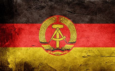 1 Flag Of East Germany Hd Wallpapers Background Images Wallpaper Abyss