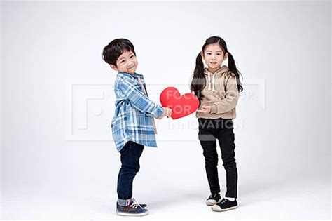 어린이 059 Pho407 프리진 사진 어린이 사람 Pho407b 한국인 동양인 아시아 어린아이 여자 남자