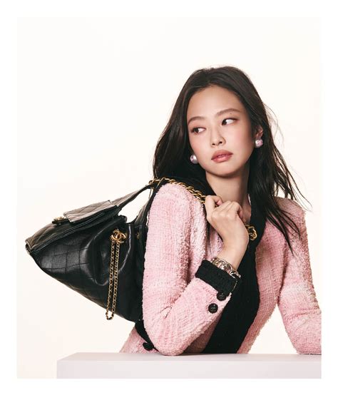 Jennie Ikut Jejak Dua Lipa Dengan Chanel Tatler Asia
