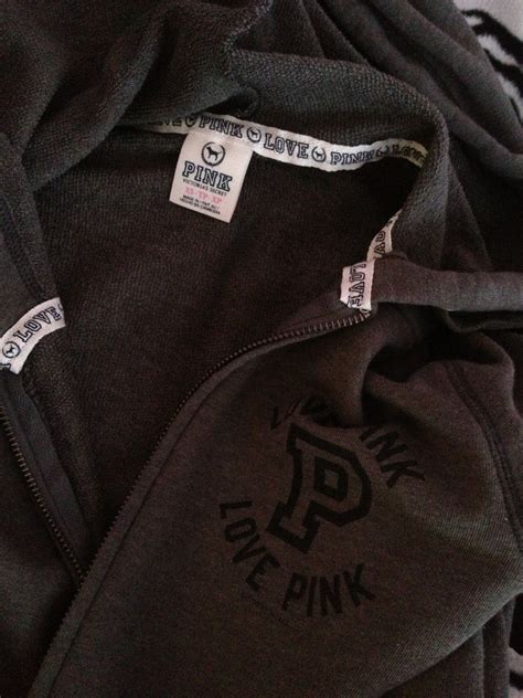 Everything VS Pink.