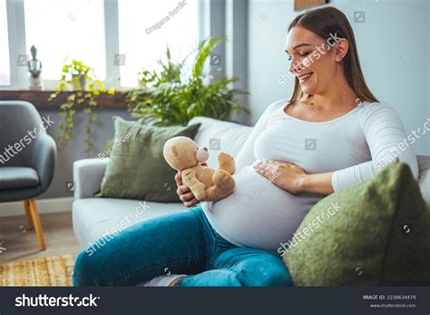 imágenes de Embarazada desnuda Imágenes fotos y vectores de stock Shutterstock