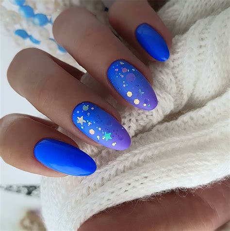 Маникюри с птички и декорации Има свеж маникюр има страхотно настроение За Жената