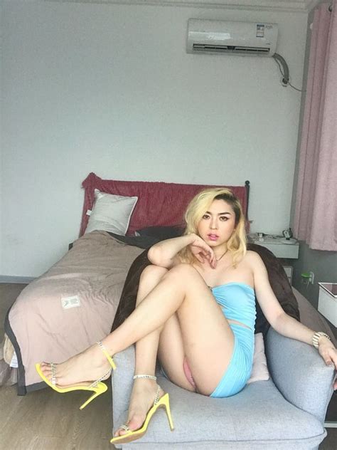 Foto De Sisdon Very Hot