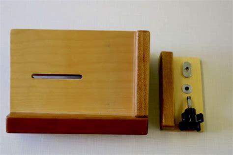 Labelling Jig Honey Bee Research Centre