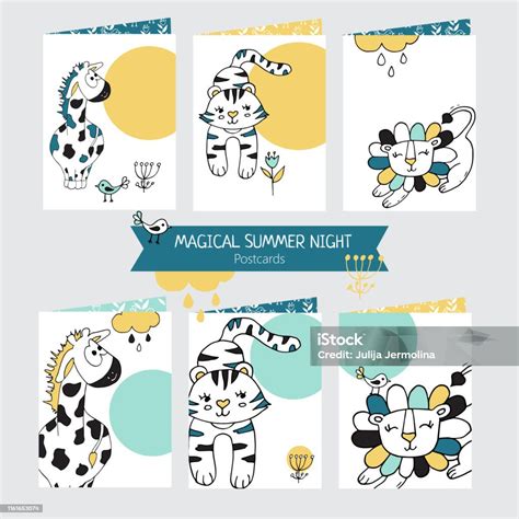 귀여운 기린 사자와 호랑이 인사말 카드 세트입니다 엽서 포스터 또는 책 표지 배경 화면 및 스크랩북 패턴 개체 그룹에 대한 스톡