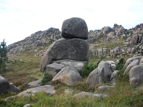 A Broa Sendeirismo: COÑECENDO OS MISTERIOS DO MONTE PINDO