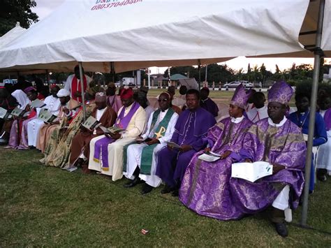 Christians Muslims Gather In Abuja To Pray For Nigeria Photos