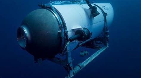 Titanic Submarine Missing Submersible Has Hour Oxygen Supply Billionaire Adventurer Among