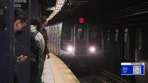 Woman Followed And Slashed While Riding Subway Nypd Pix11