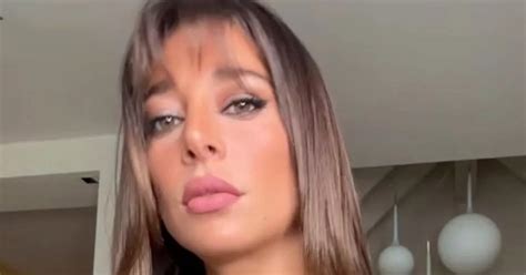 Argentinas Sexiest Weather Girl Flaunts Sculpture Body In Slinky