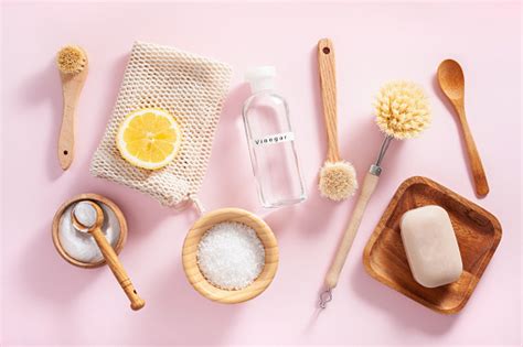 제로 폐기물 환경 친화적 인 청소 개념 나무 브러쉬 레몬 베이킹 소다 식초 식초에 대한 스톡 사진 및 기타 이미지 식초 0 가정용 장비 Istock